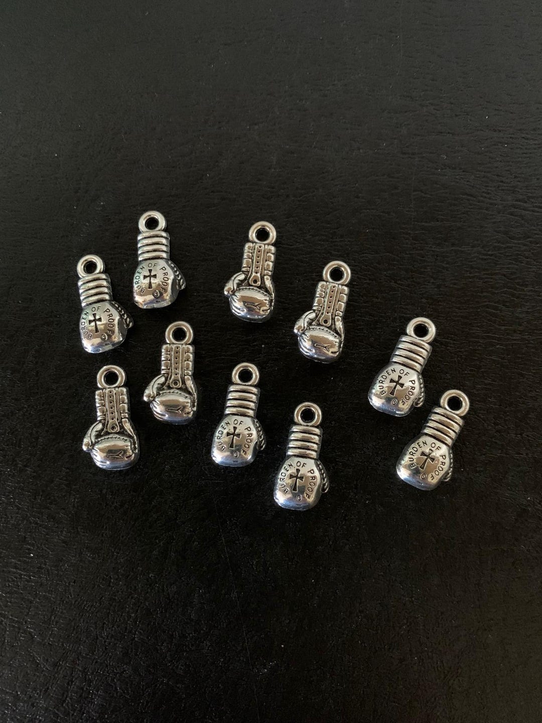 10 Boxing Glove Charms, Metal Charms, Charm Bracelet, Boxing Glove ...
