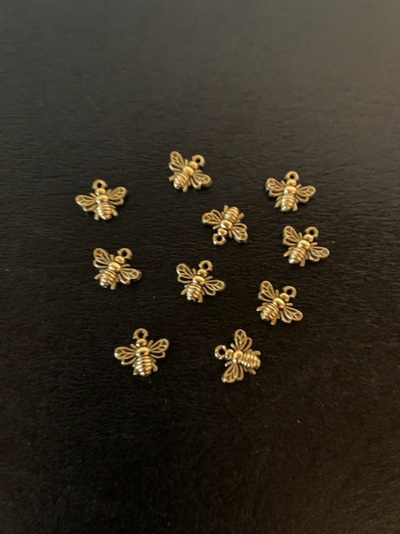10 mini bee charms metal charms charm bracelet mini charm bee charms bee charms bulk bee charms gold mini bee mini bee charm bees