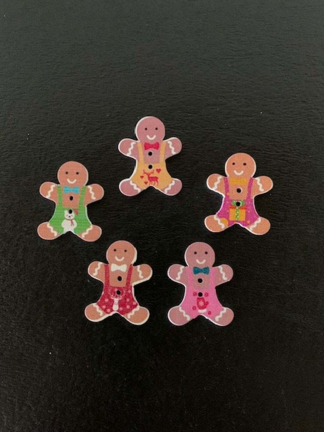 5 Random Mix Gingerbread Man Buttons, Gingerbread Man, Gingerbread ...