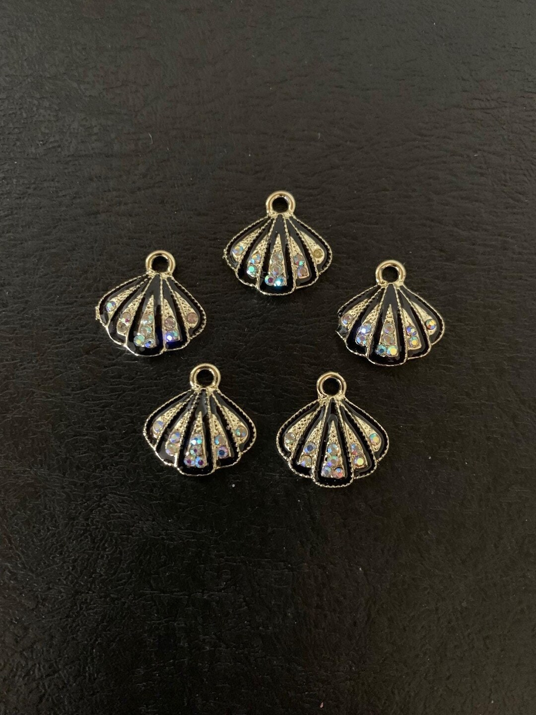 5 Seashell Charms, Shell Charm, Metal Charms, Seashell Charms, Gold Shell Charm, Charm Shell ...