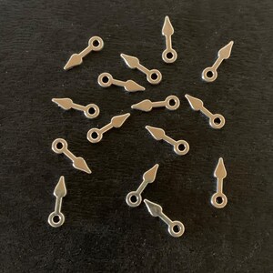 15 Mini Silver Pointer Charms, Arrow Charm, Steampunk Charms, Mini ...