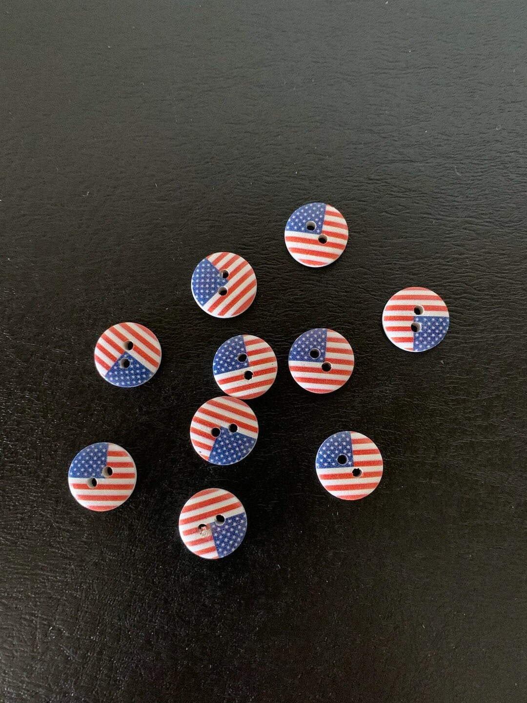 10 Round Flag Buttons, Flag Button, American Flag, Patriotic Buttons ...