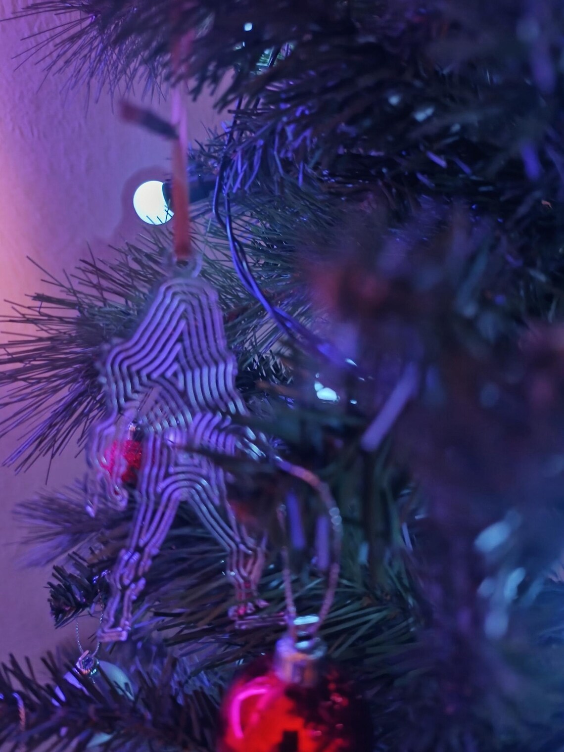 Clear Acrylic Predator Stealth Camouflage Christmas Tree Decoration ...