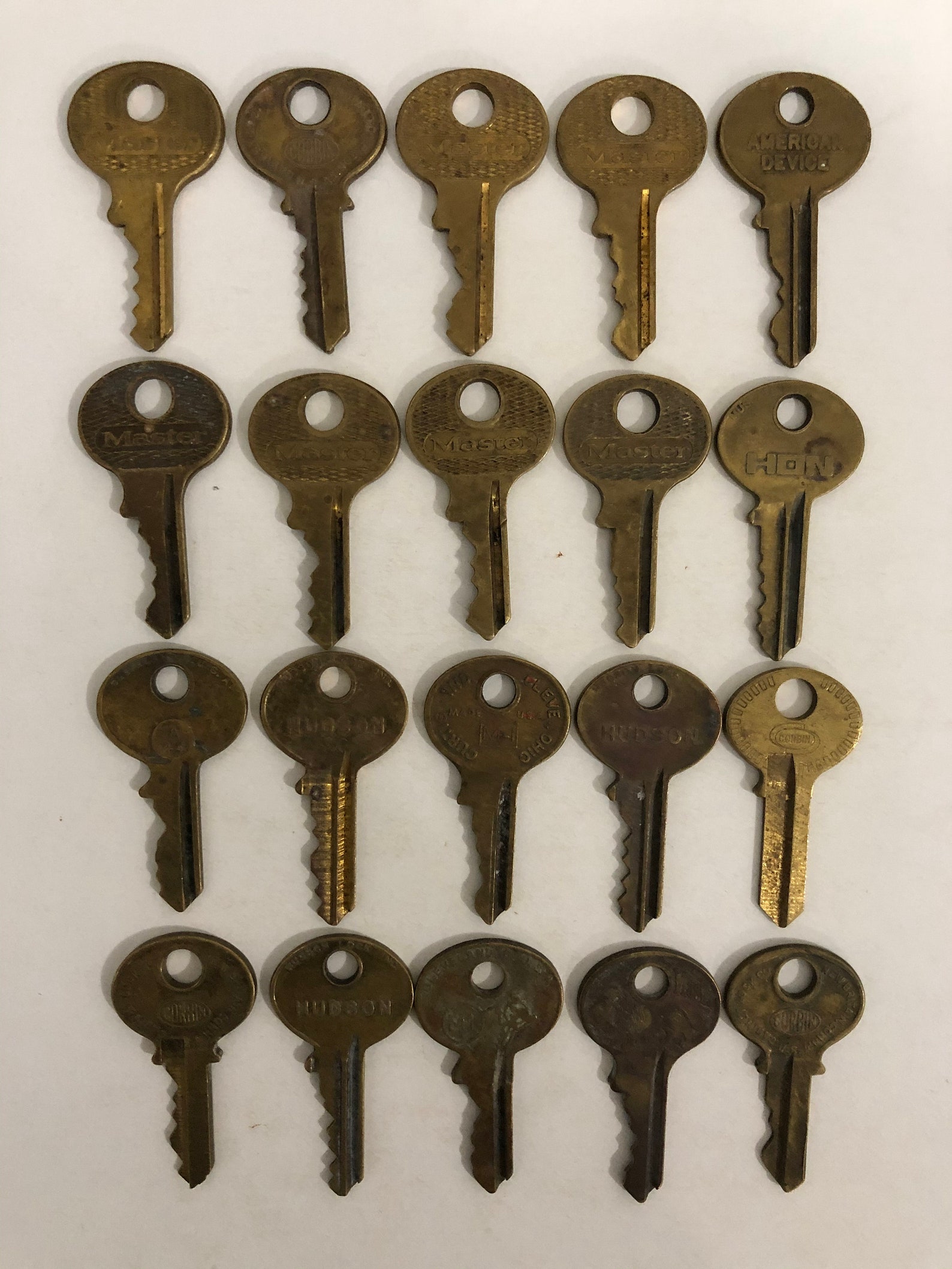 Antique 20 Keys Flat Keys Skeleton Keys Rusty Keys 103 - Etsy