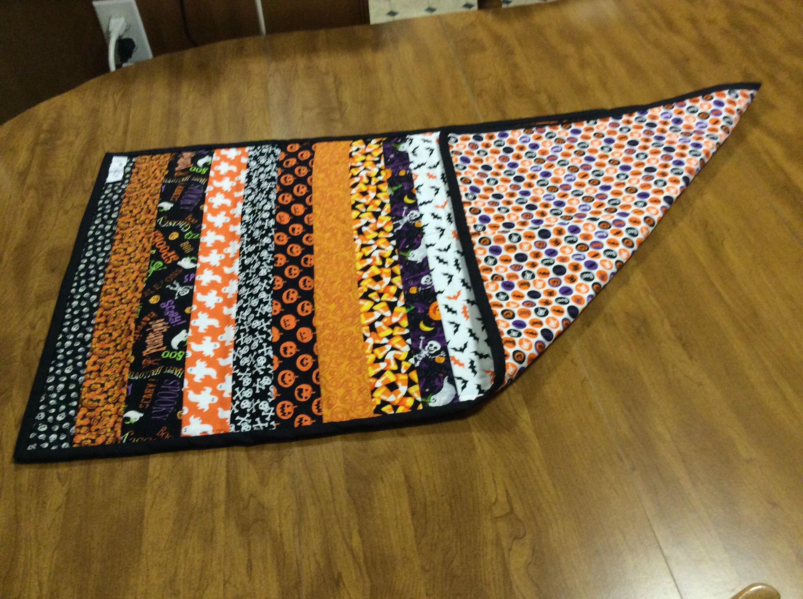 Halloween Table Runner - Etsy