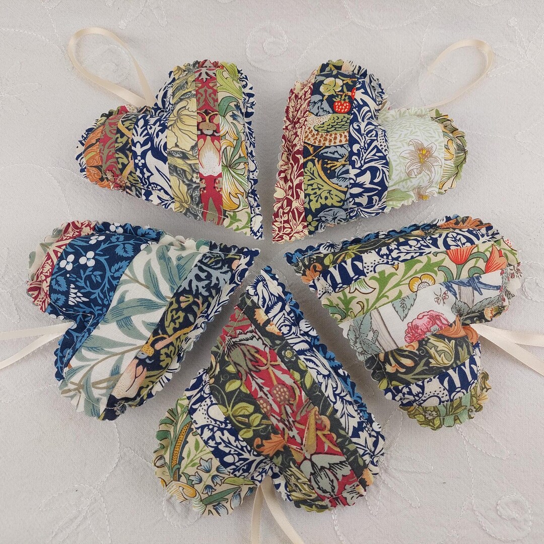 William Morris Patchwork Fabric Hearts Pair. Pack of Two Hanging Heart ...