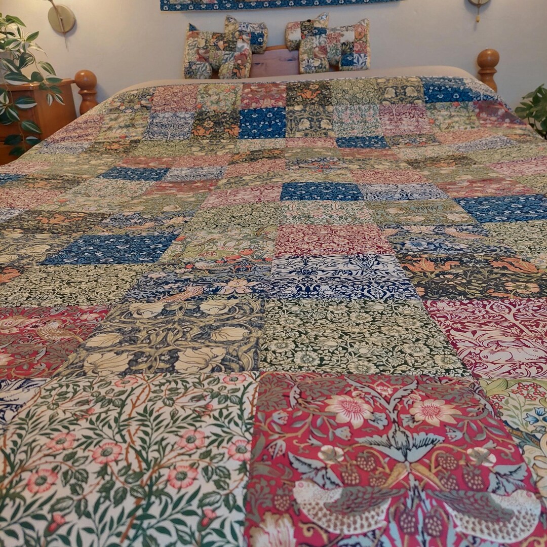 William Morris Quilted Patchwork Throw, Square Blanket With Eight ...