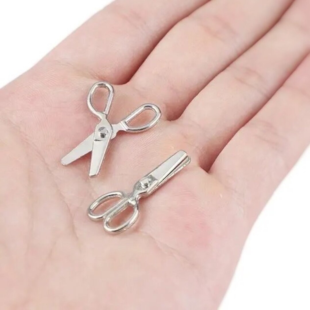 Gold / Silver - 1/6 Dollhouse Miniature Hinged Metal Scissors in Silver ...