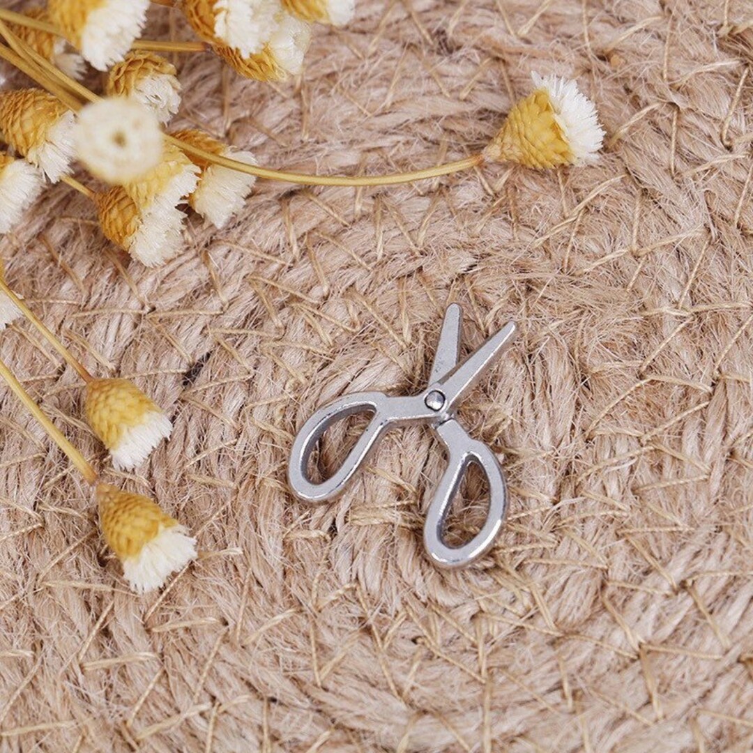 3 Colours 1/12 1/6 Dollhouse Miniature Scissors: Black / Red - Etsy