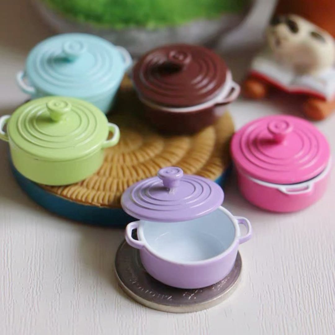 7 Colours - 1/12 Dollhouse Miniature Metal Cooking Pot With Lid: Blue ...