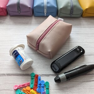 Boxy Diabetic Glucose Monitor Kit Zip Pouch for Diabetic Supplies ...