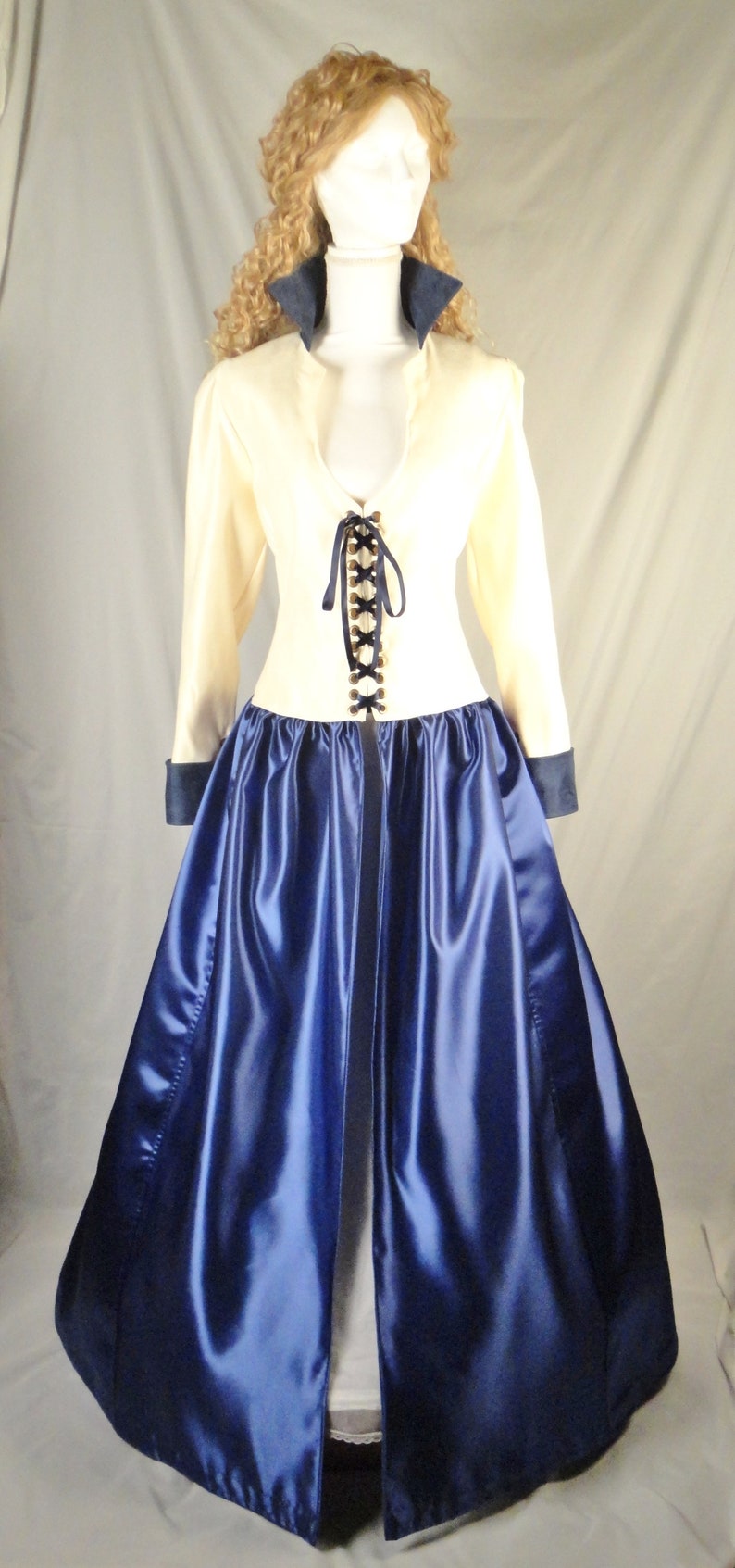 The Eleanor Renaissance Noblewoman Split Front Overdress - Etsy