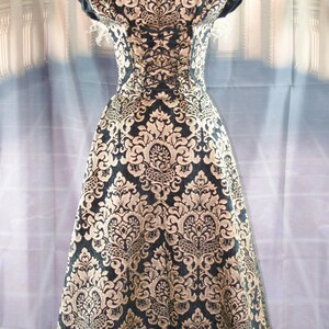 The Maharet Women's Renaissance pirate overcoat Medieval | Etsy