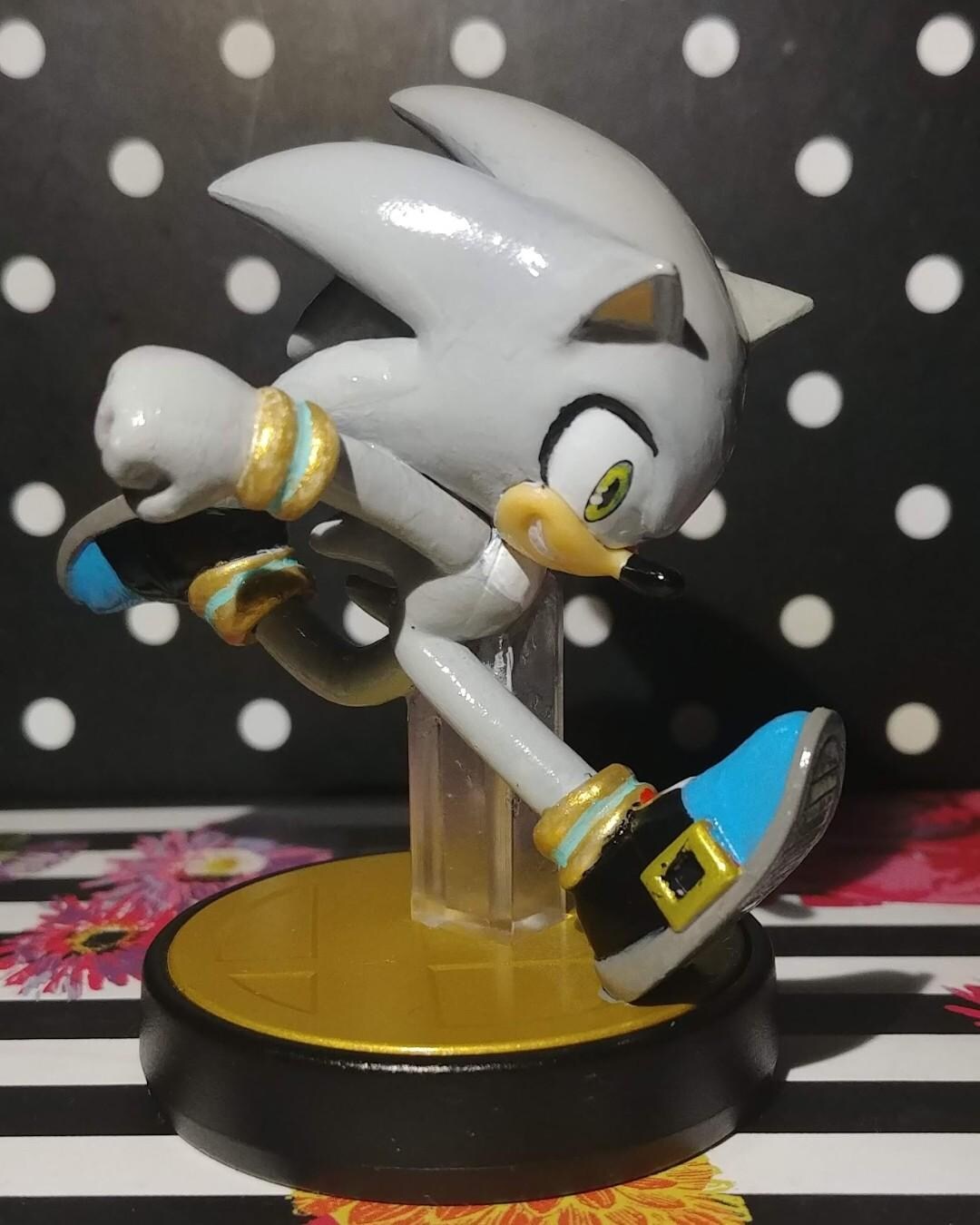 Silver Sonic Custom Amiibo - Etsy