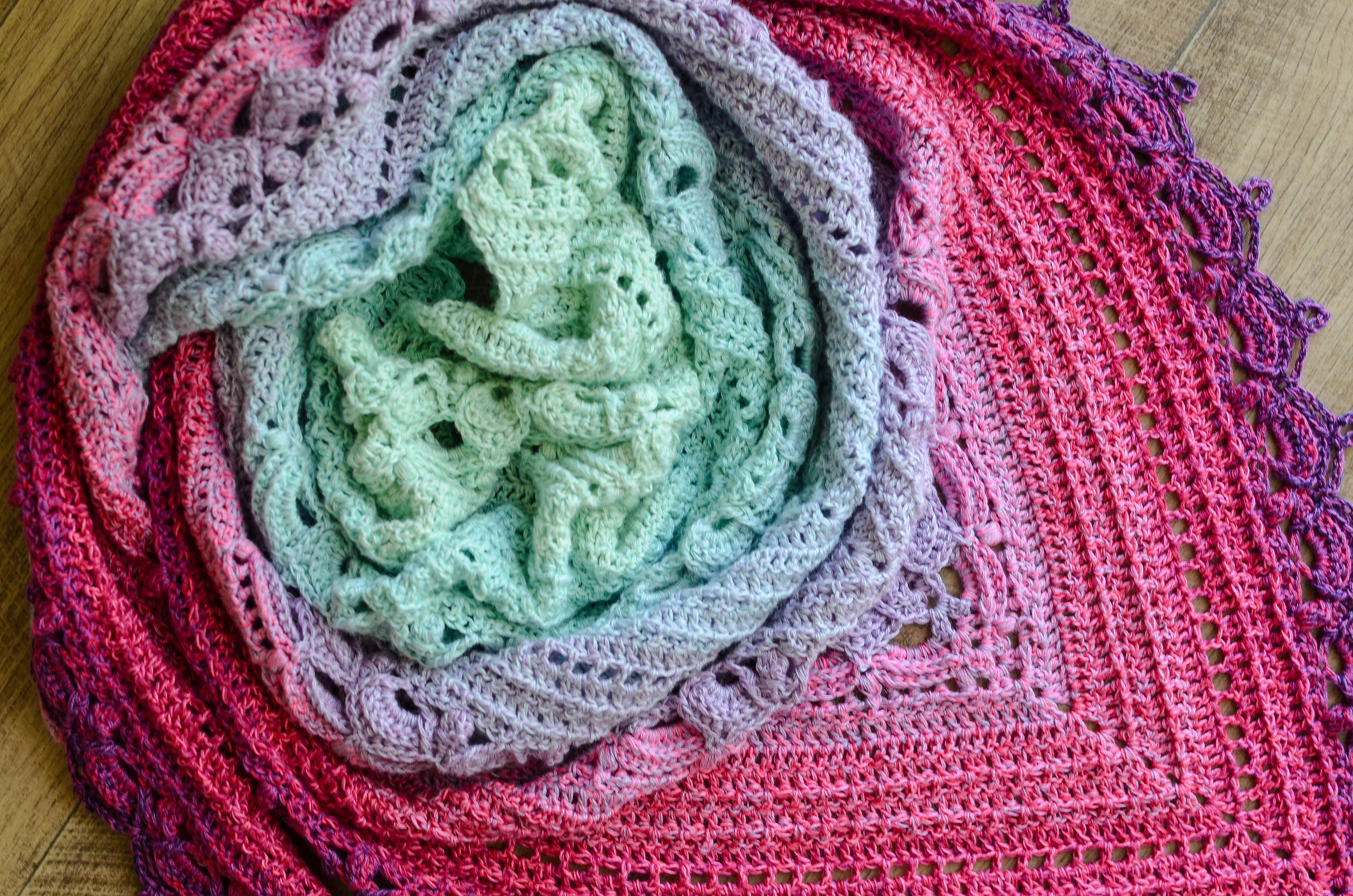 The Winifred Shawl - Crochet Pattern - Etsy