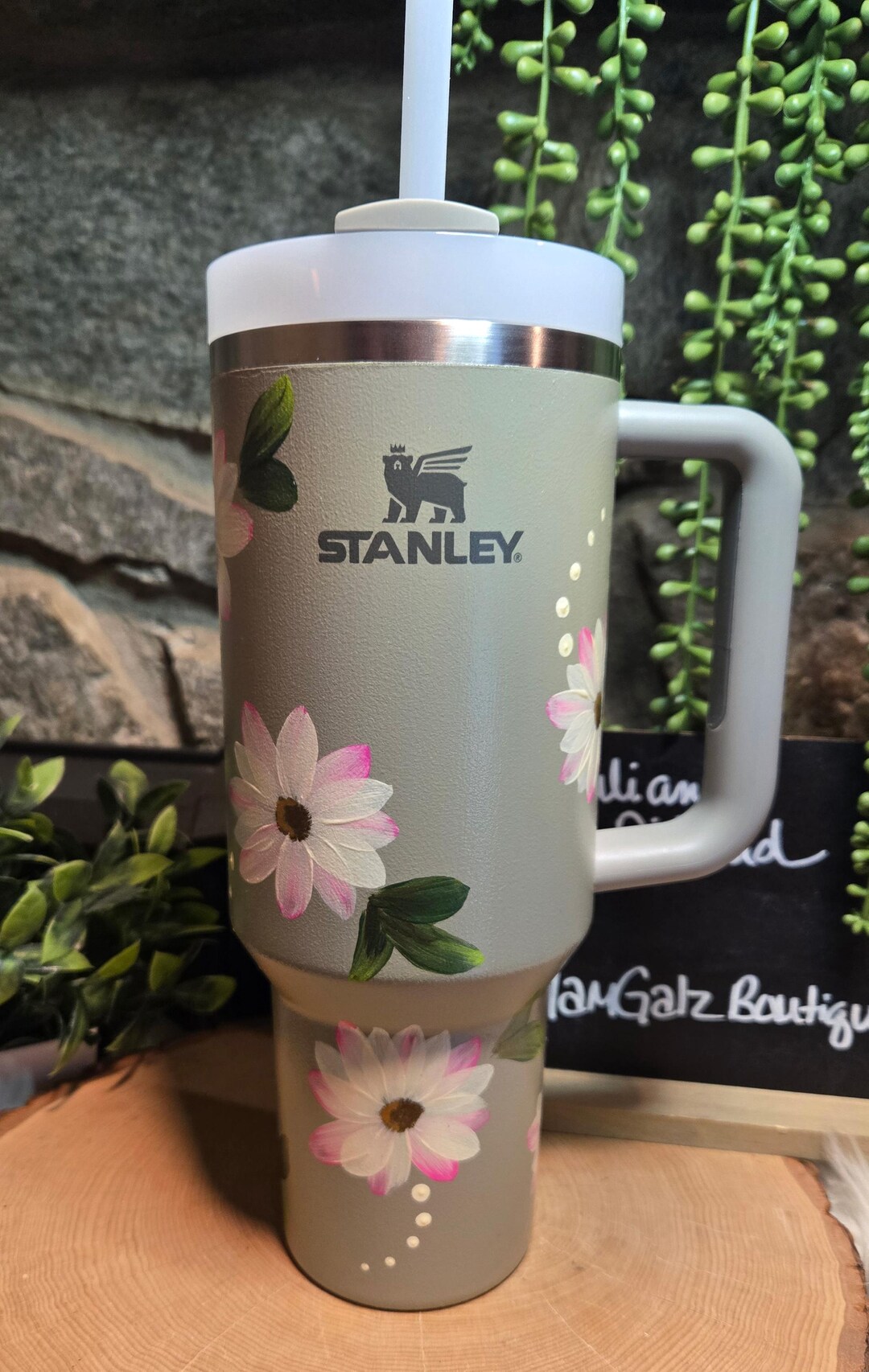 New Stanley 40oz Quencher H2.0 Flint With Hand Painted Pink Daisies - Etsy