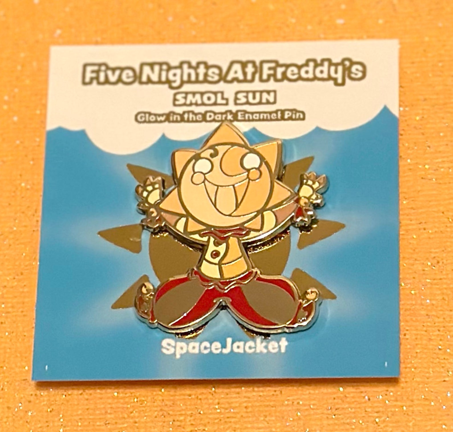 FNAF Smol Sun and Mini Moon Glow-in-the-dark Enamel Pins Free Sticker ...