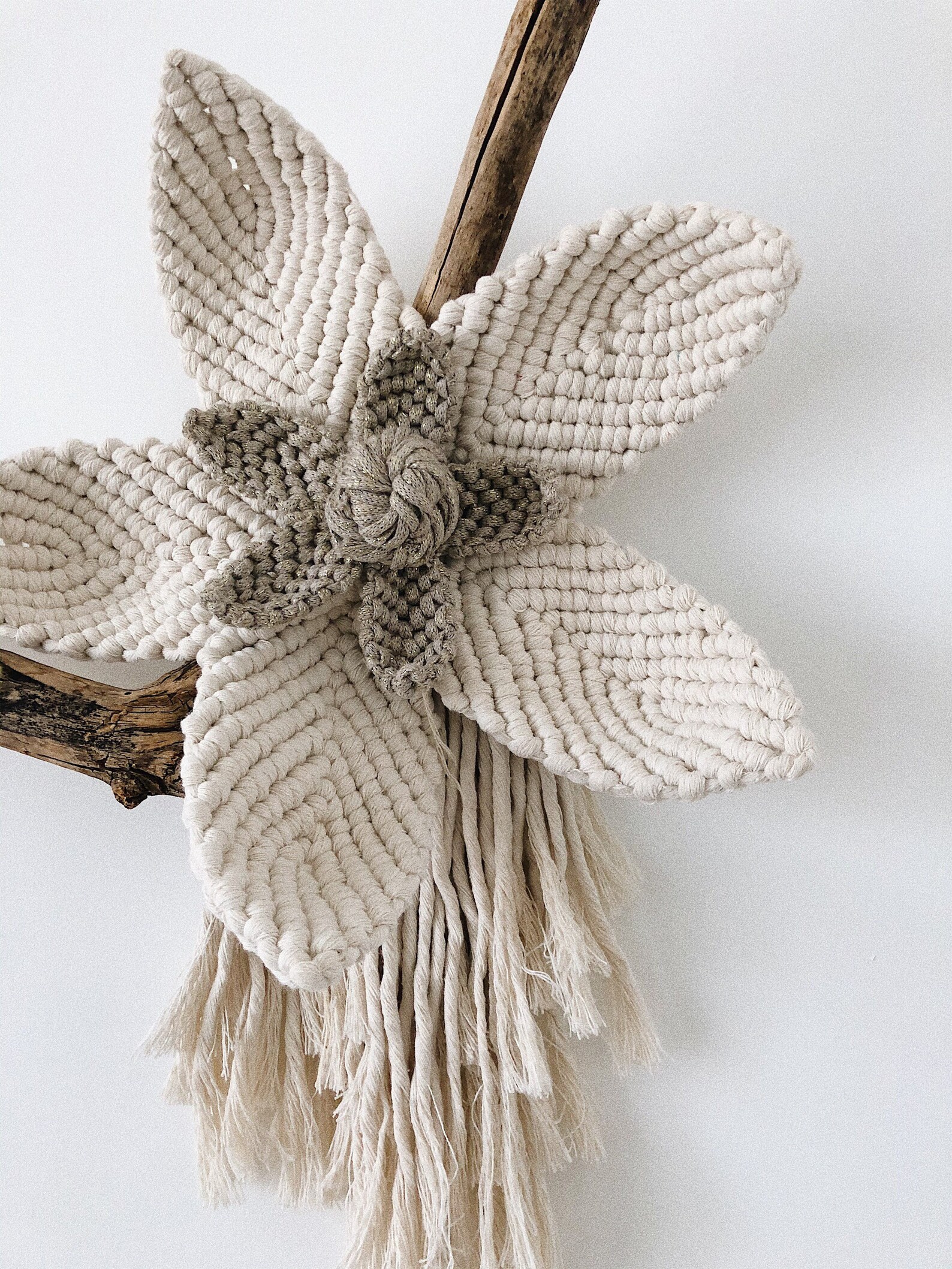L Macrame Flower Wallhanging Wall Hanging Decor Wall Art - Etsy