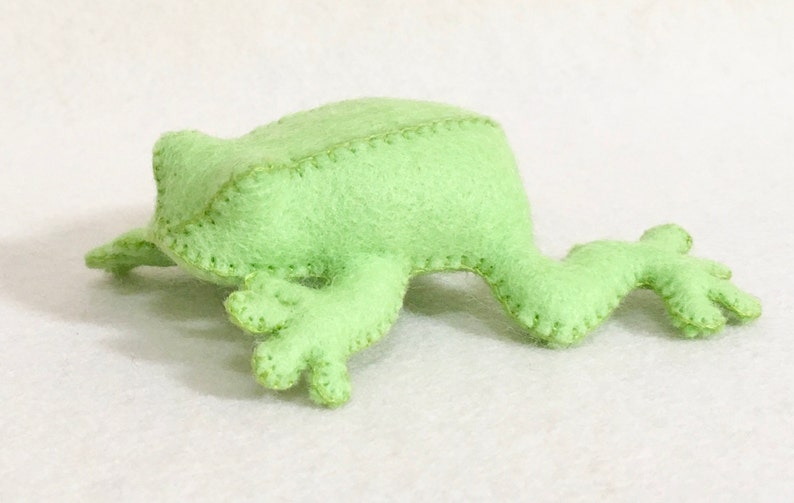 Felt Frog Pure Wool Felt Animals Steiner Toys Waldorf - Etsy
