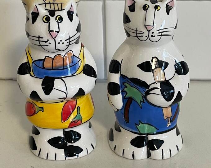 Vintage 1980 Ceramic Catzilla Salt and Pepper Shaker Set - Etsy