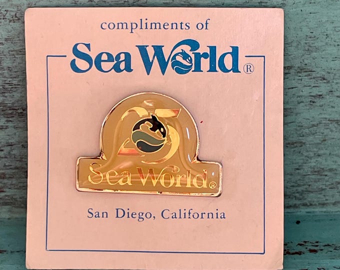 Vintage-sea World Souvenir- Lapel Pin-shamu the Whale - Etsy