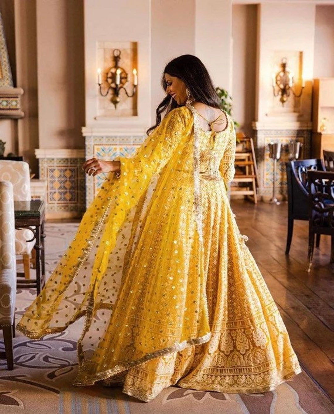 Indian heavy Yellow Chikankari lehenga, girl Indian Wedding lenga ...