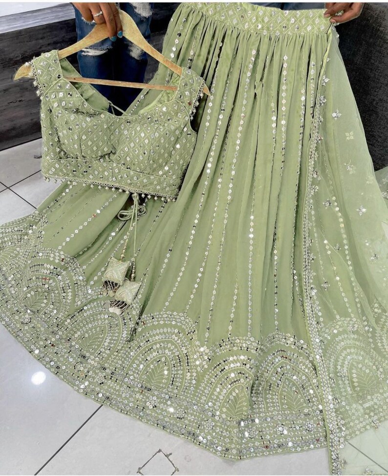 Indian Mehndi Night Green Lehenga Girl Indian Wedding Lenga - Etsy Hong ...