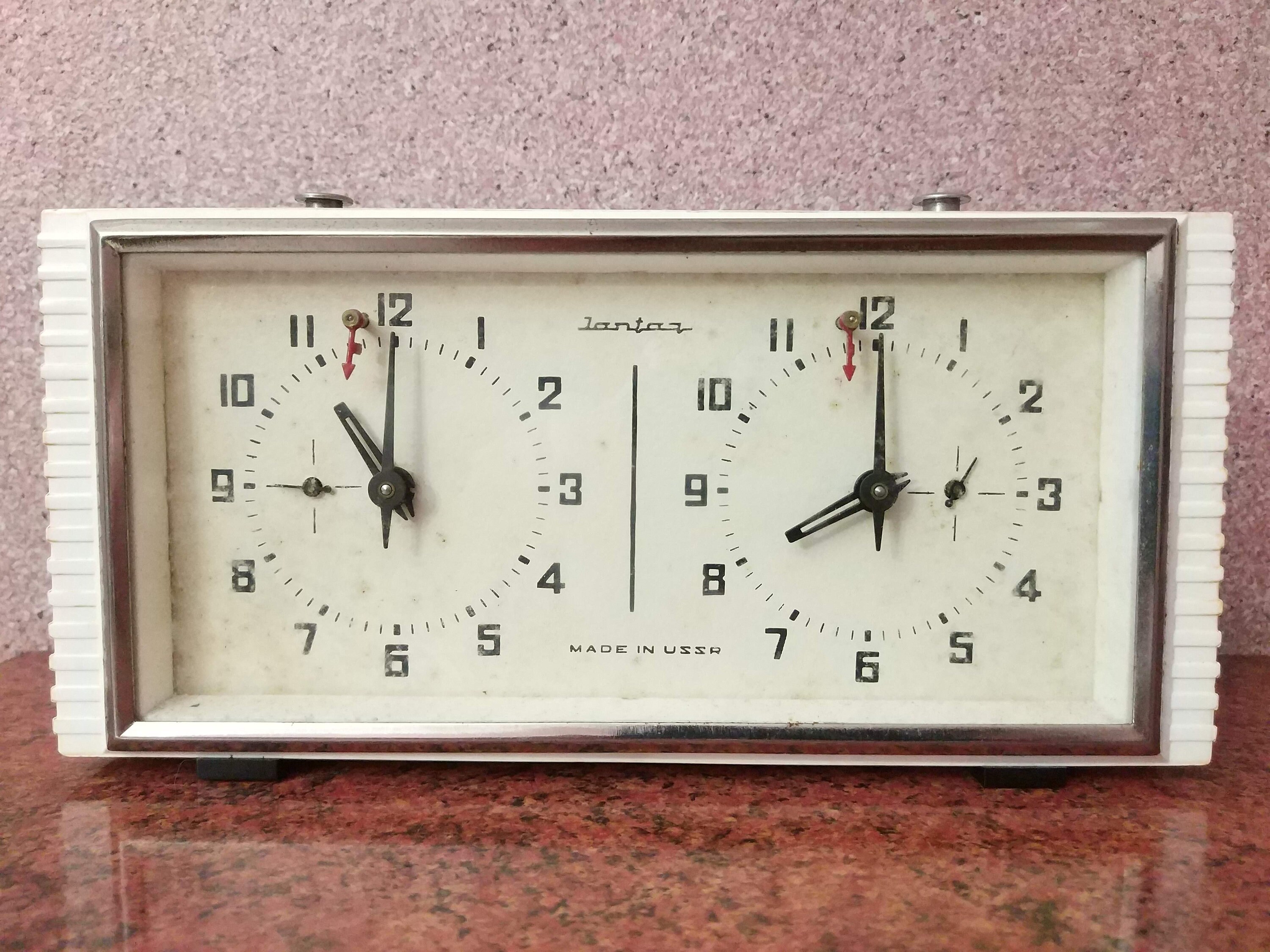Vintage CHESS Tournament clock soviet USSR Jantar Yantar | Etsy