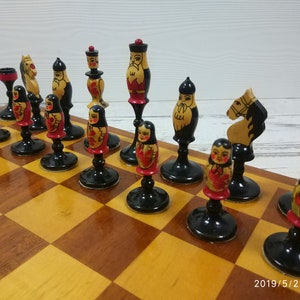 Russian Vintage Matryoshkas Chess Set,soviet Art-painted Wooden Chess ...