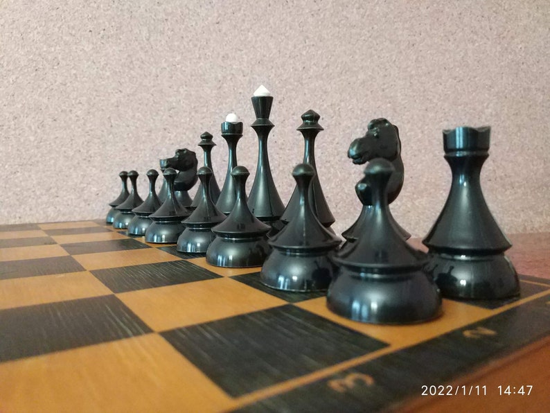 Vintage Russian Chess Set Full Chess Set Plastic Pieces - Etsy