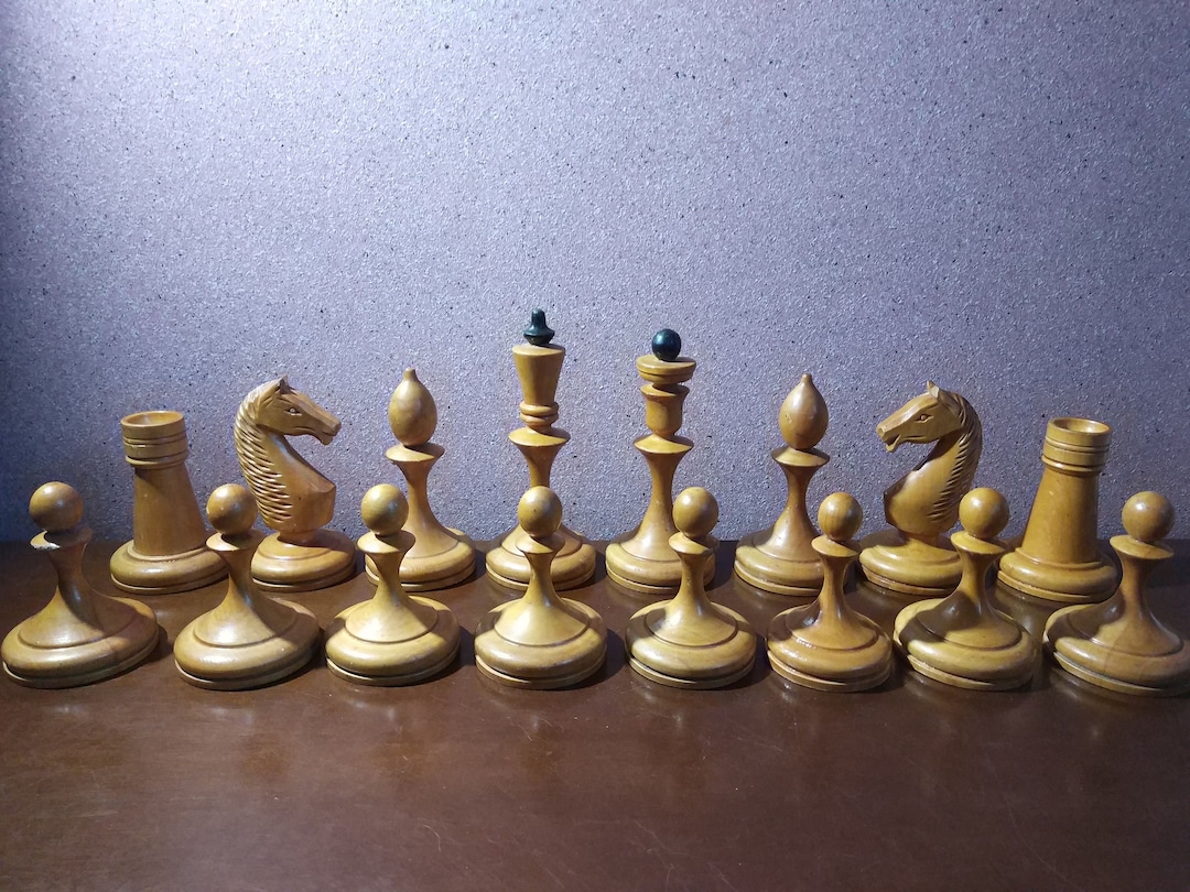 Soviet Chess Pieces "giants" 1970s - Etsy