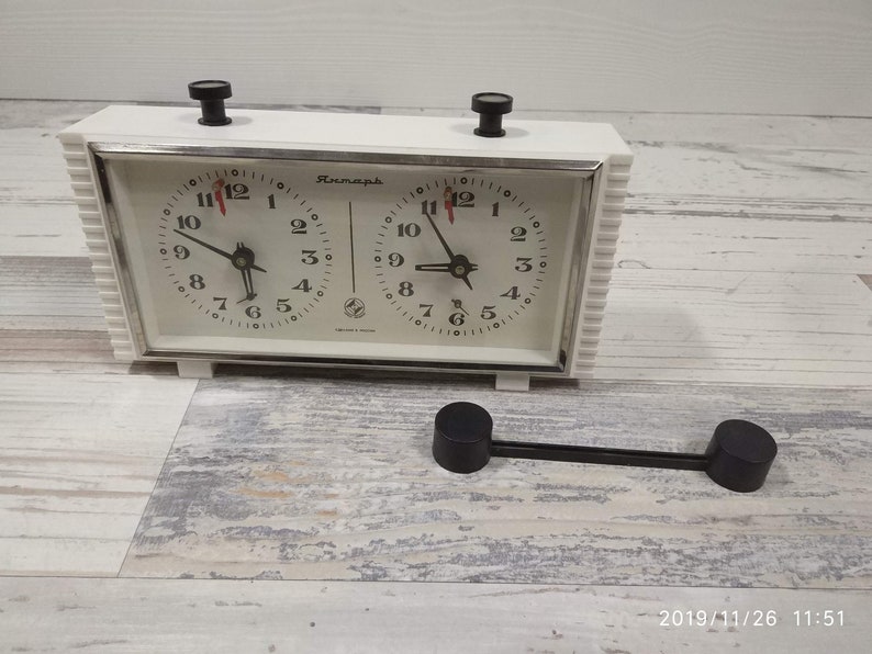 Soviet chess clock Jantar Yantar mechanical clock vintage | Etsy