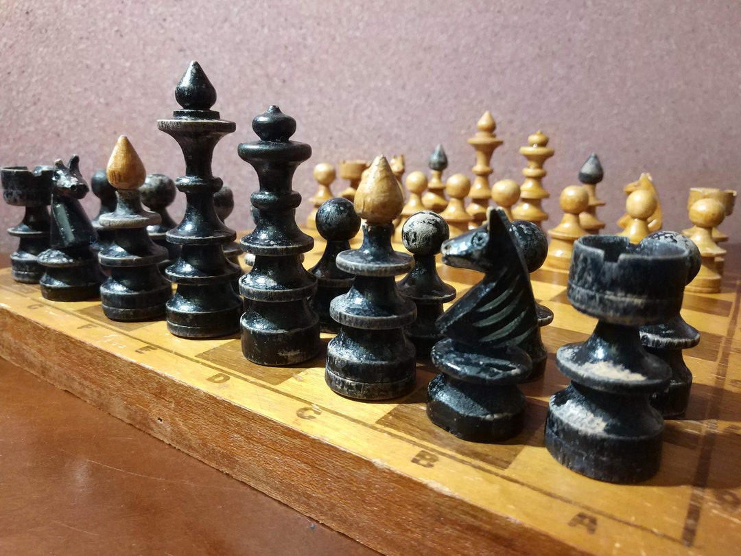 Austrian Chess Set, Viennese Chess Set "coffee House" - Etsy