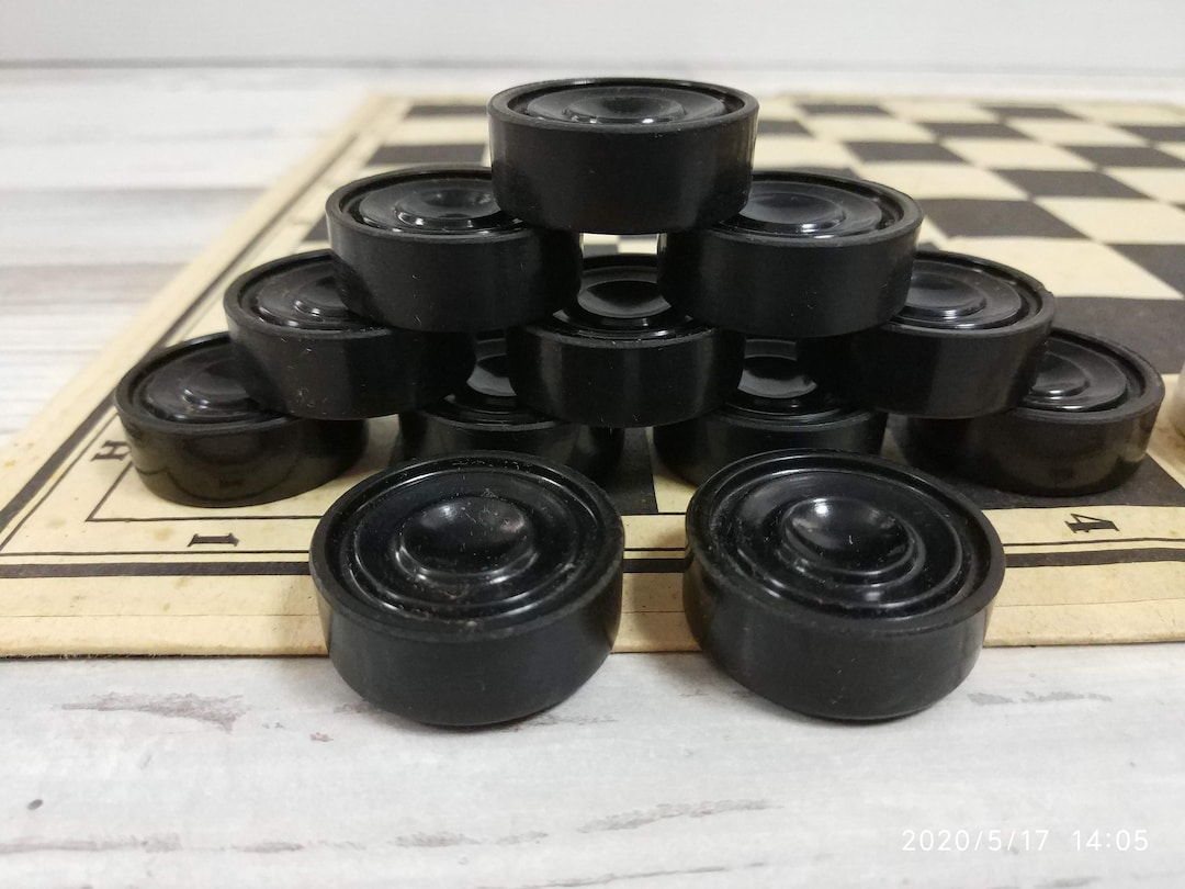 Soviet Vintage Carbolite Black White Pieces Checkers Set, Vintage ...