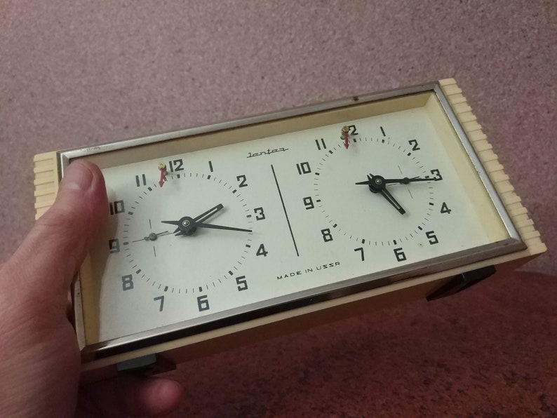 Vintage CHESS Tournament Clock Soviet USSR Jantar yantar - Etsy