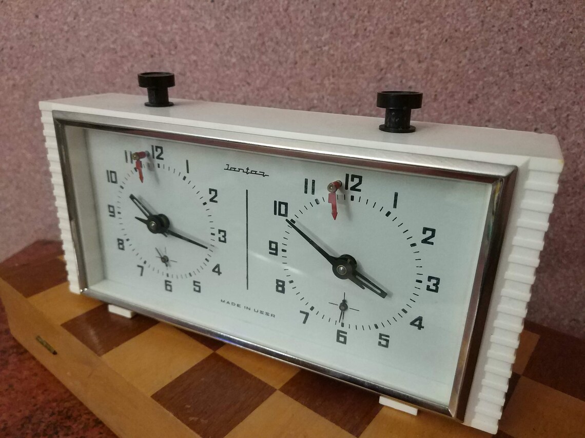 Soviet Chess Clock Jantar yantar Mechanical Clock Vintage - Etsy