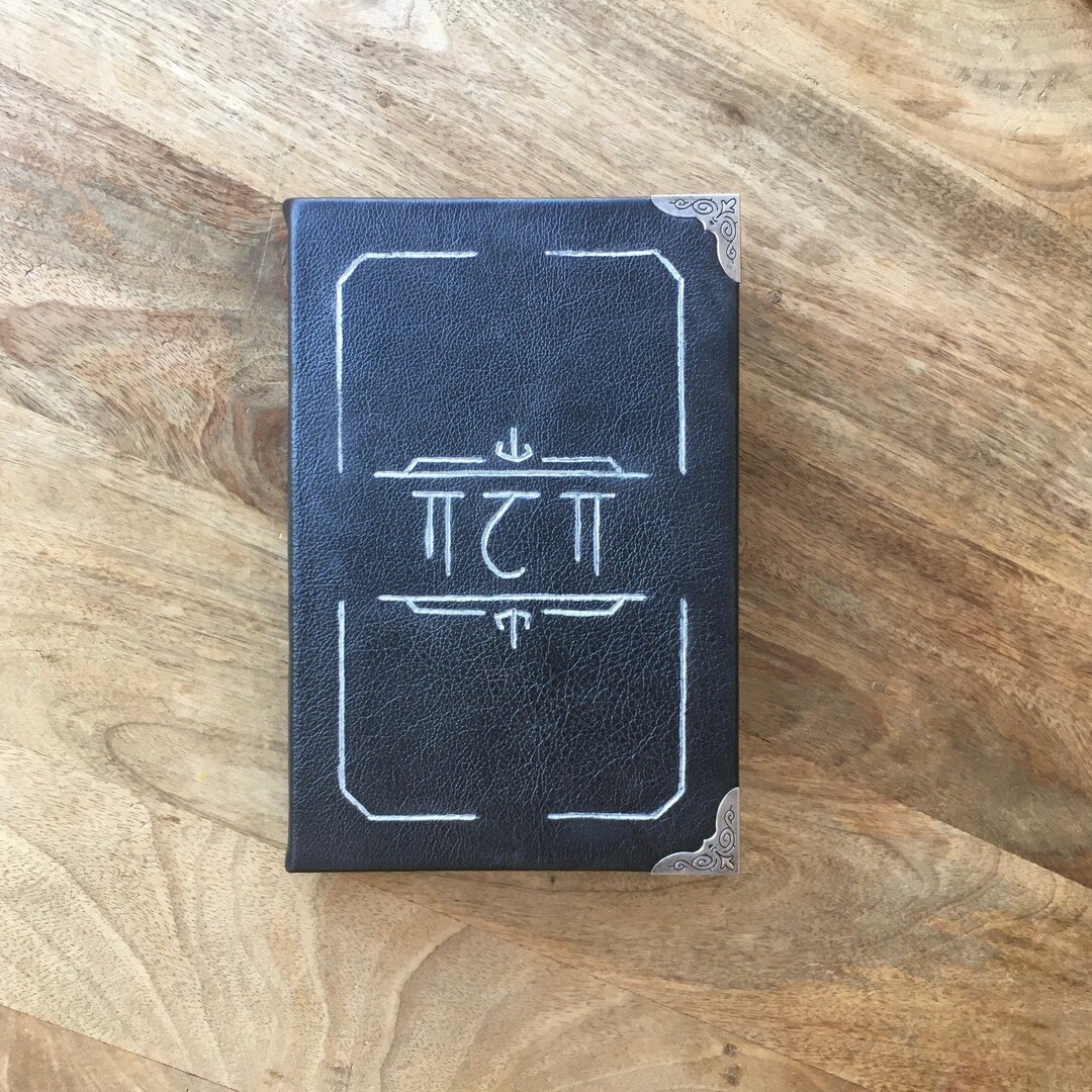 D&D Character Sheet Notebook - Etsy