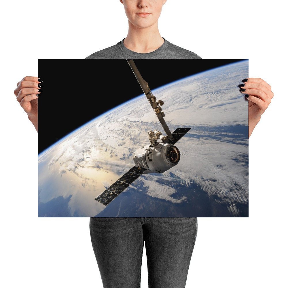 Spacex Dragon Capsule *poster* International Space Station Over Earth ...