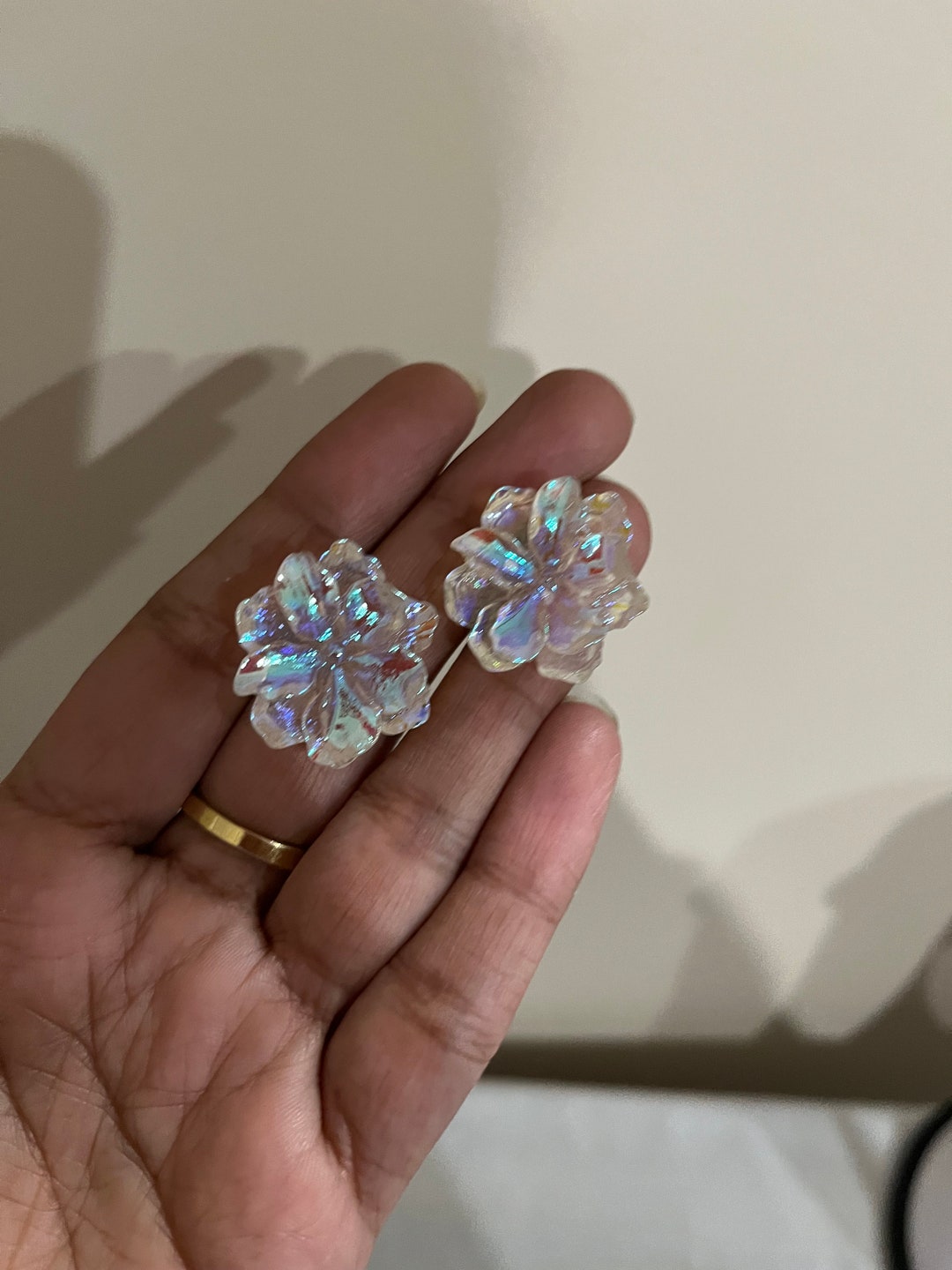 Chunky Clear Acrylic Earrings , Studs Flower Clear White Earrings , Ice Large Holographic ...