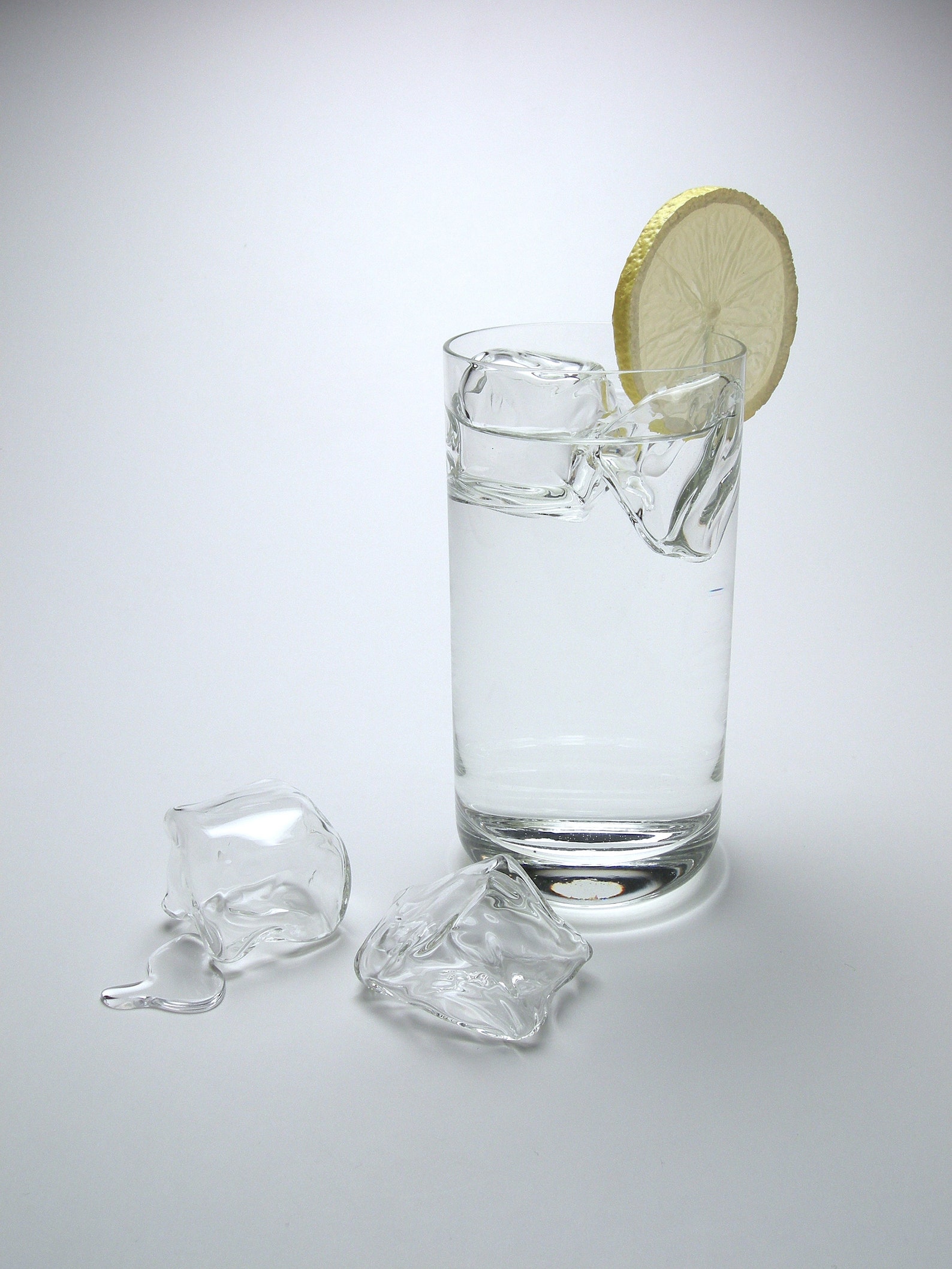 TRENGOVE Fake Floating Ice - Cubes & Wedges (1 Peice) - Etsy