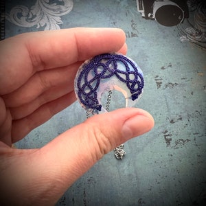 Tutorial, Pattern for Tatting Shuttle Earrings in Moon Shape - Etsy