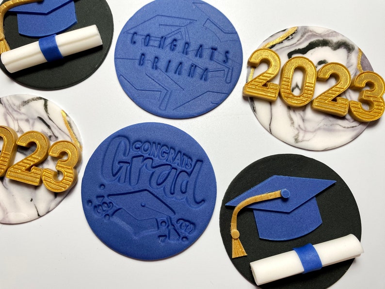 Personalized Edible Graduation Fondant Cupcake Toppers - Etsy