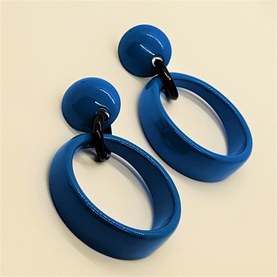 Vintage huge & chunky dangle blue hoops plastic pierc… - Gem
