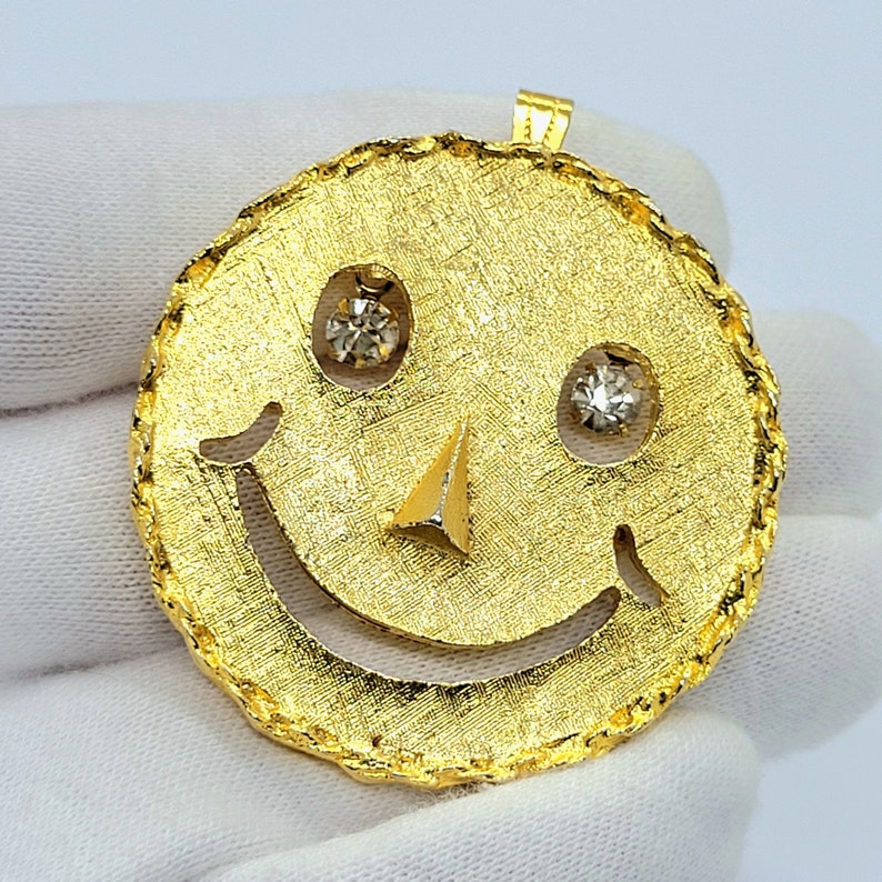 Vintage Happy Smiley Face Pin Brooch/ Pendant Combo Dangling Clear ...