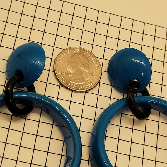 Vintage huge & chunky dangle blue hoops plastic pierc… - Gem