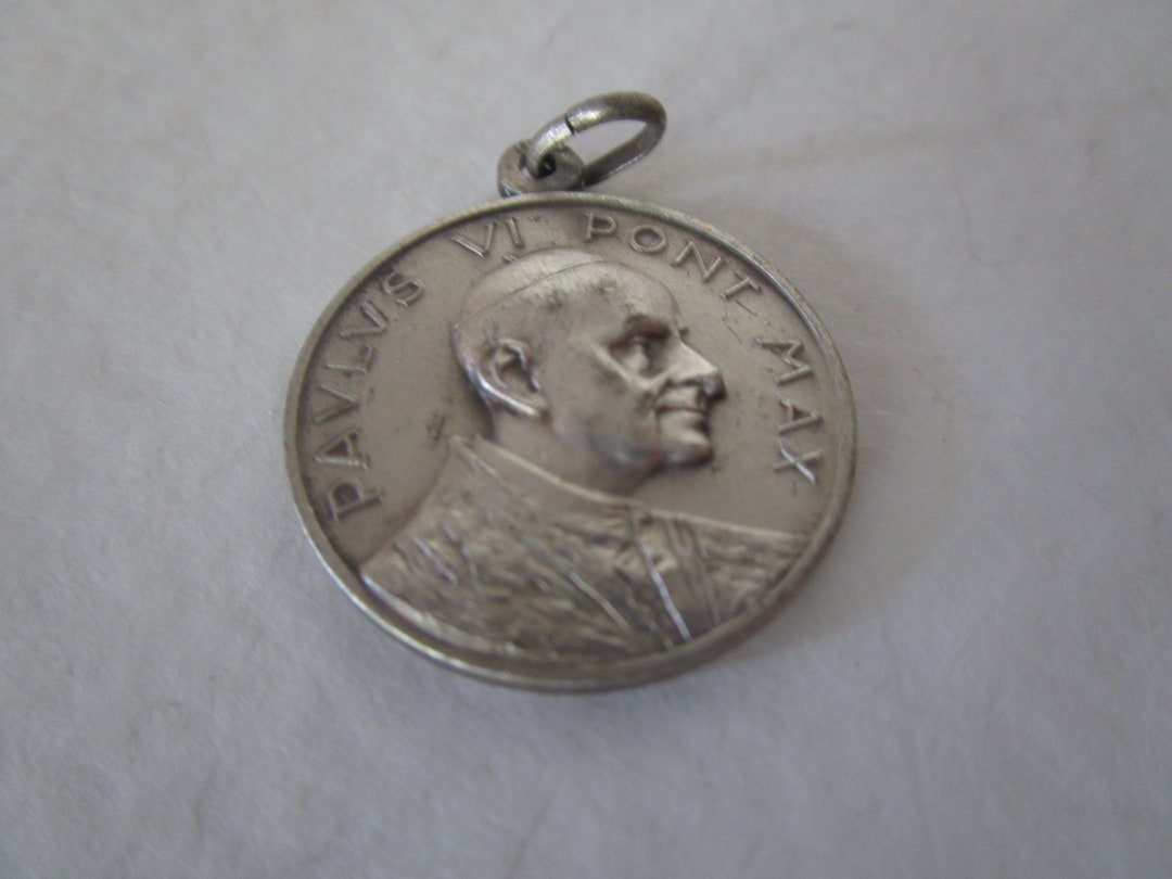 Vintage Pope Paul VI Fancy Saint Medal Pendant or Charm - Etsy