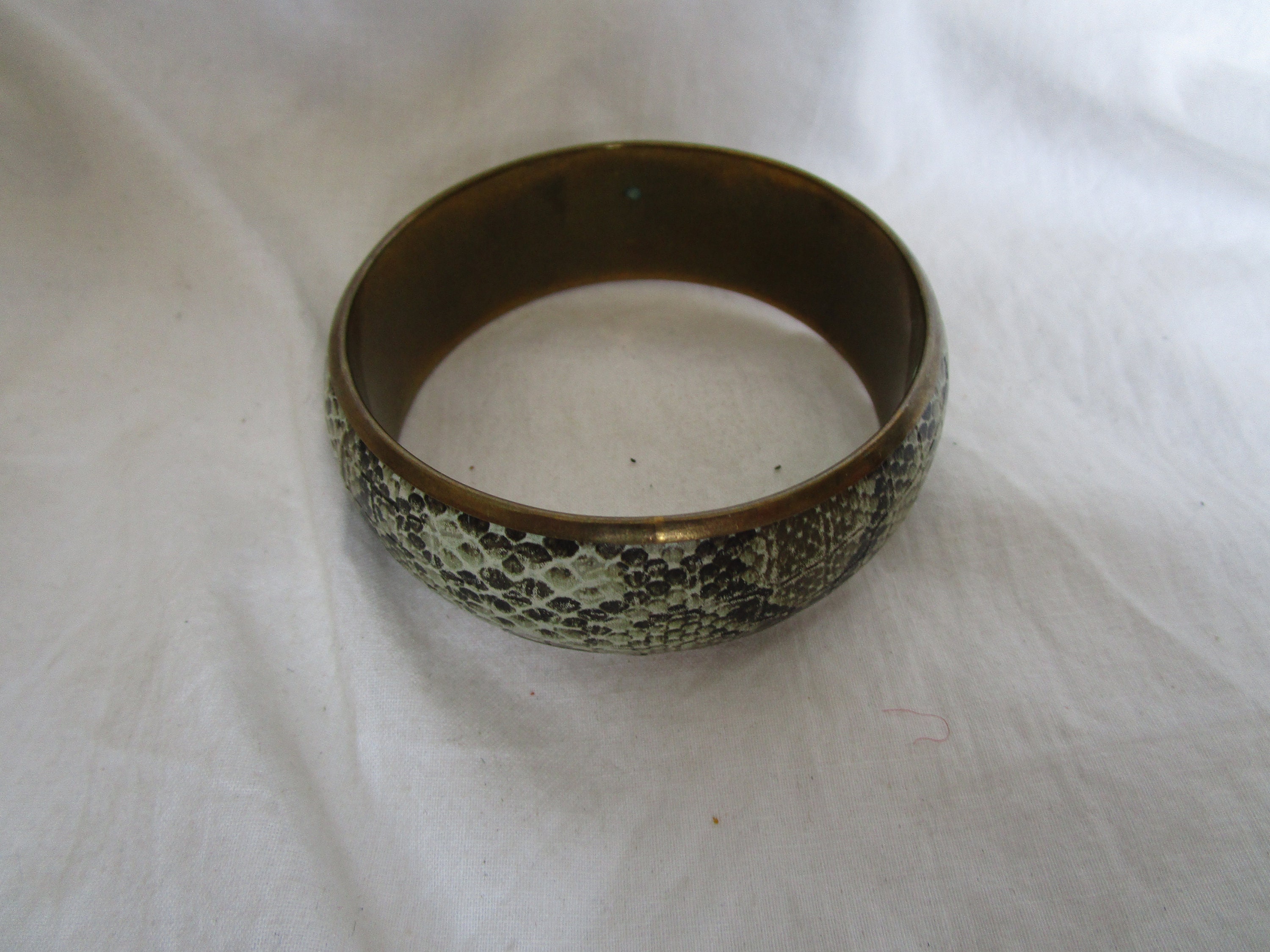 Vintage Retro Faux Rattlesnake Skin on Brass Wide Bangle - Etsy