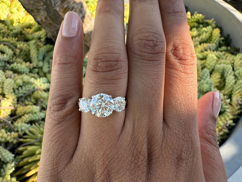 3 Stone Diamond Ring, 3 Stone Engagement Ring, 3 Stone Diamond ...