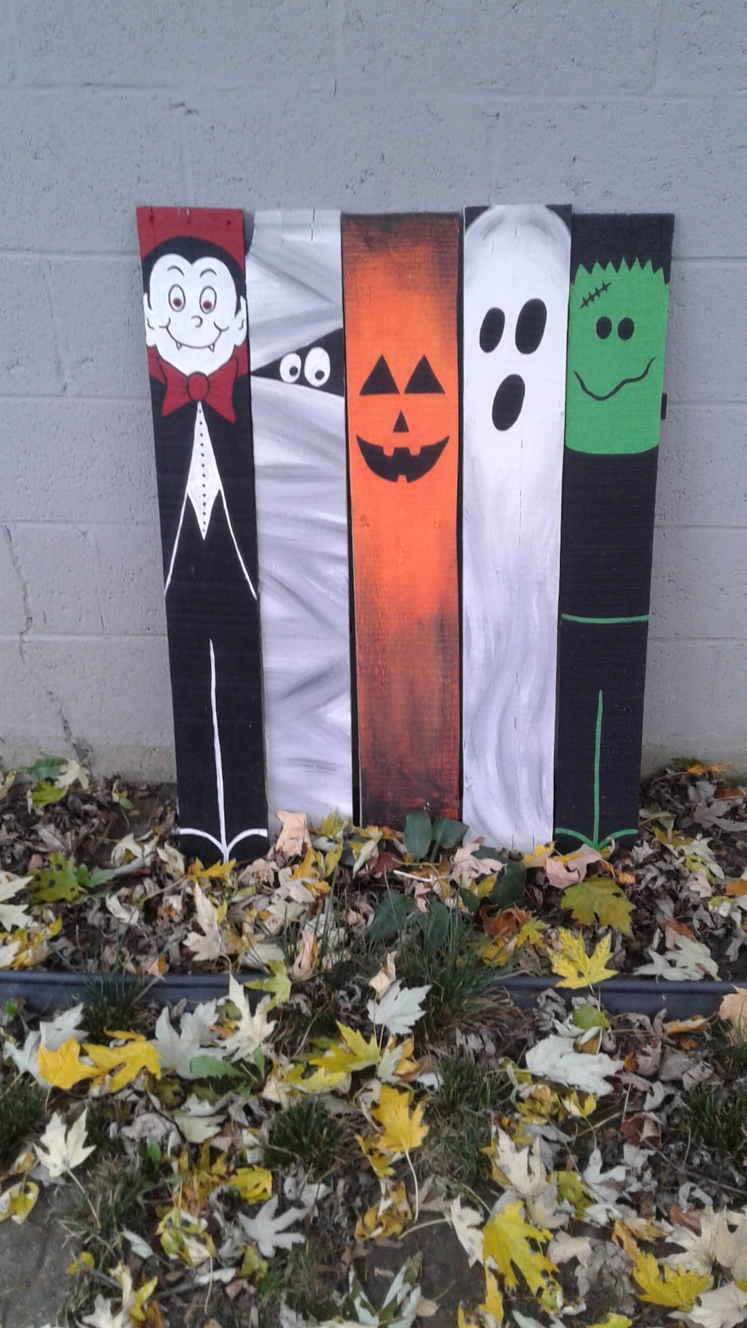 Halloween Cute and Spooky Leaning Pallet Sign Dracula Mummy - Etsy