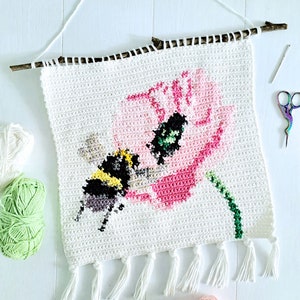 Bee Wall Art Crochet Pattern - Flower Tapestry DIY Vintage Decor - Etsy